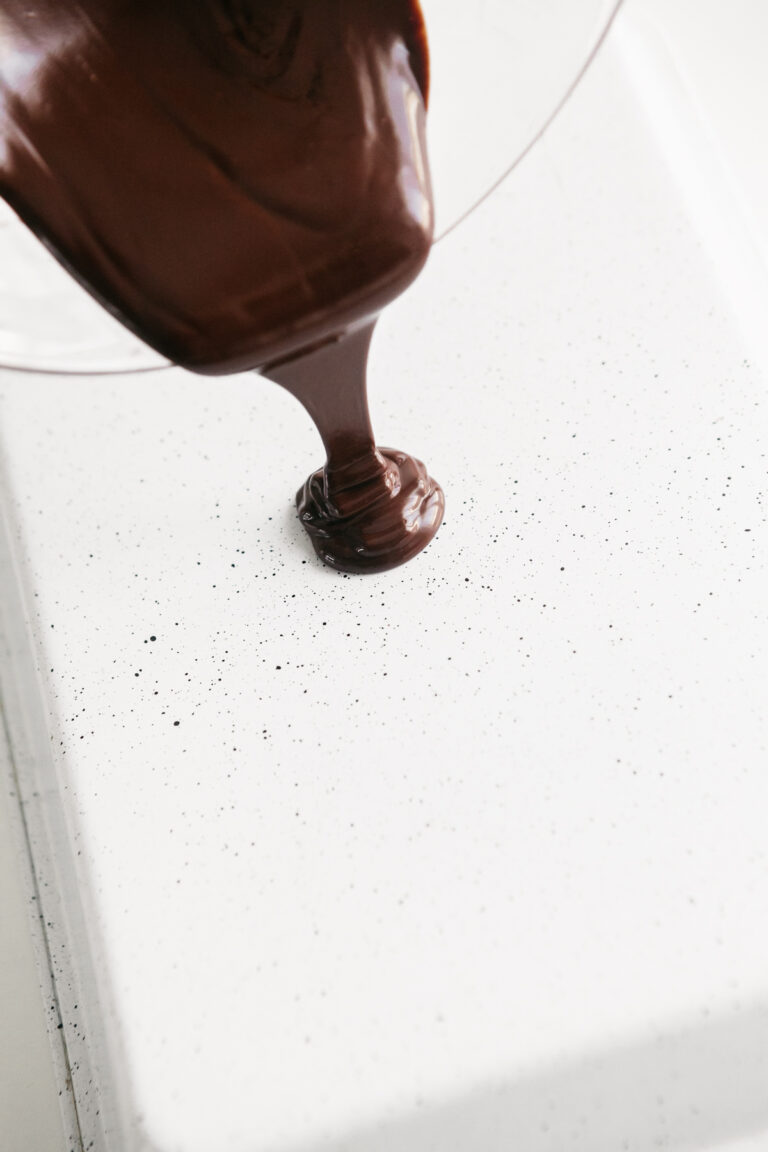 Easy Chocolate Curls - Heathers Home Bakery
